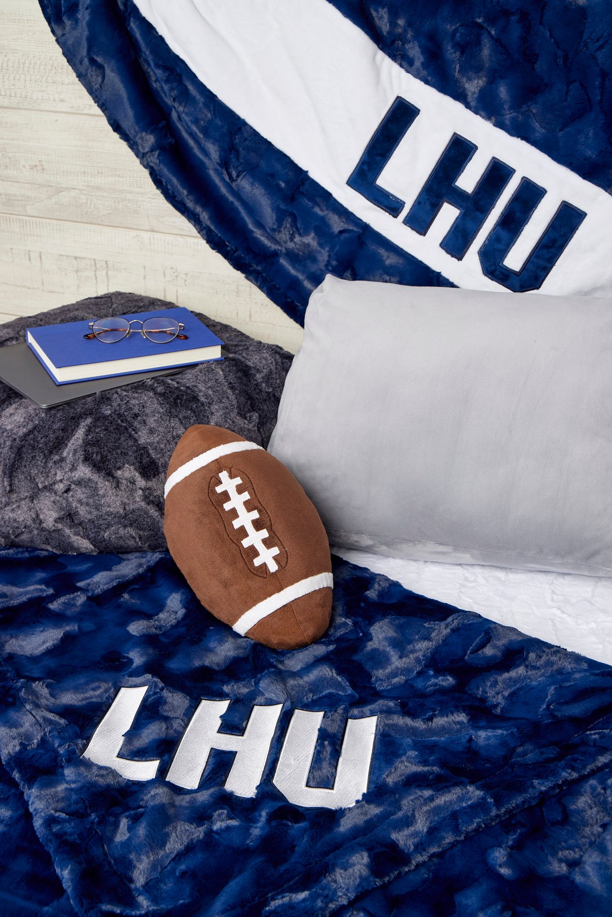 School Spirit Projects for College Dorms Made with Cuddle®