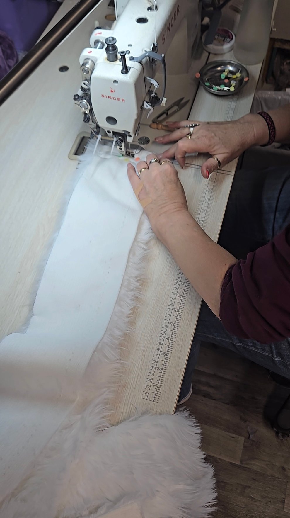 12 Days of Cuddle® Day 12: How to Make Santa Throw Blanket with Cuddle®